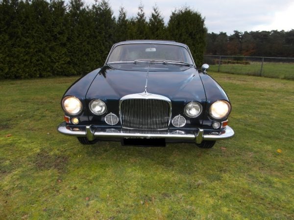 7578c - Retrolegends Classic and SportscarsRetrolegends Classic and ...